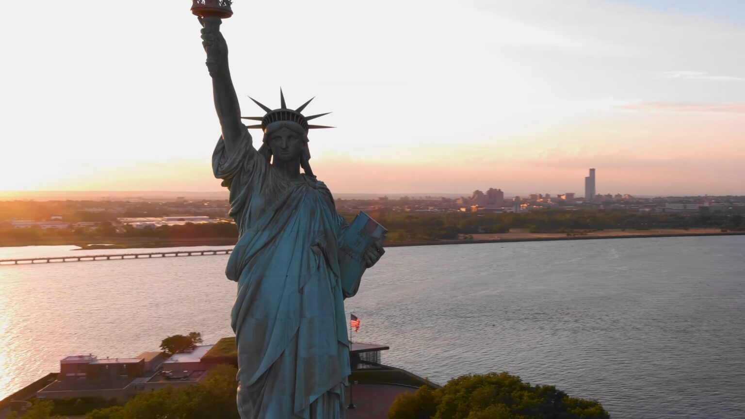What Book is the Statue of Liberty Holding: An Icon of Freedom